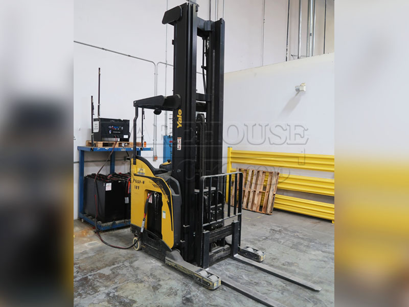 Reach Truck : Warehouselift